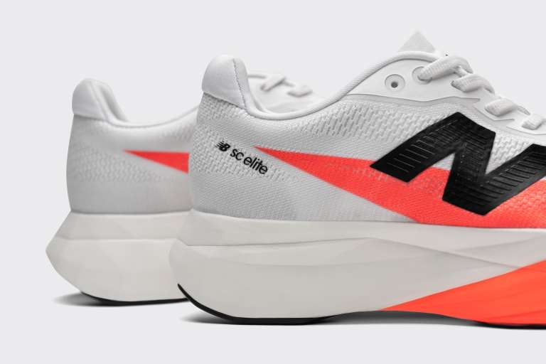 NEW BALANCE FuelCell SC Elite v5 creado junto a Alex Yee